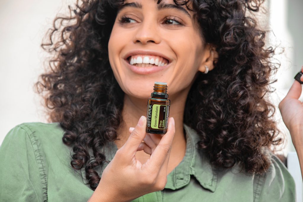 How Can Essential Oils Help With Emotions? - Kate Strong | Intuitive ...